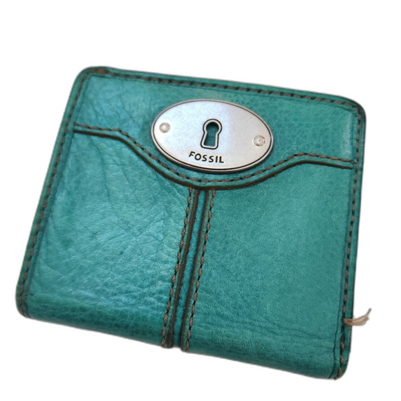 Fossil | Bags | Fossil Bifold Turquoise Leather Wallet | Poshmark
